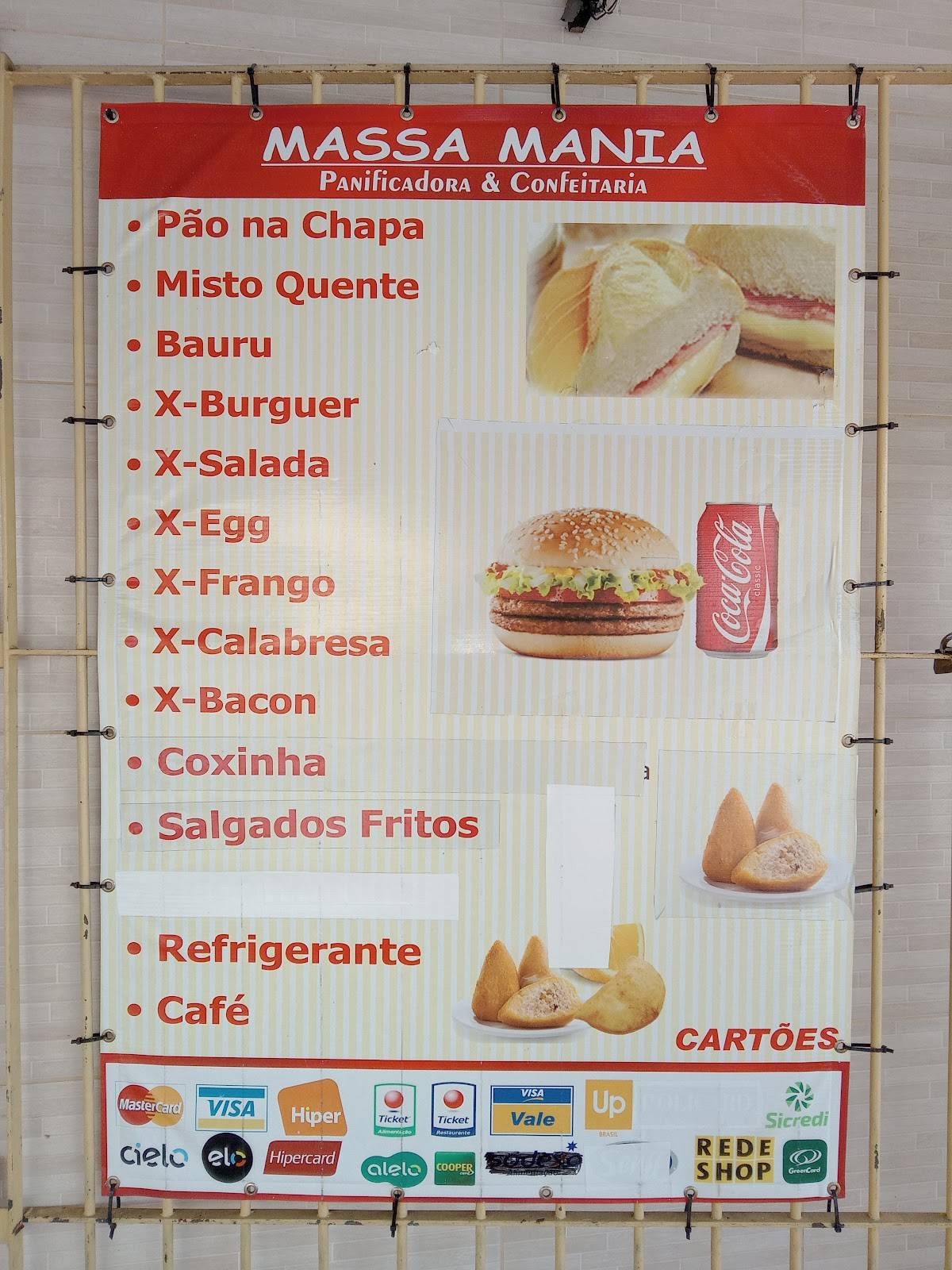 Menu em Massa Mania Panificadora e Confeitaria, Curitiba