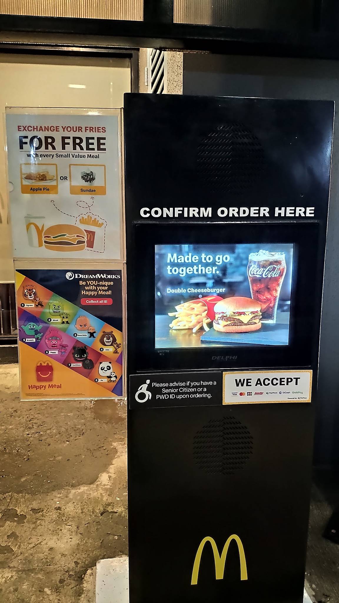 Carta del restaurante McDonald's Davao Matina, Dávao, 24 Davao City ...