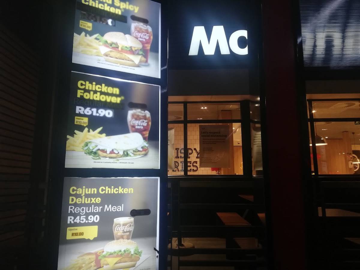 Menu au McDonald's Sky City Mall restaurant, Meyerton, Sky City Mall