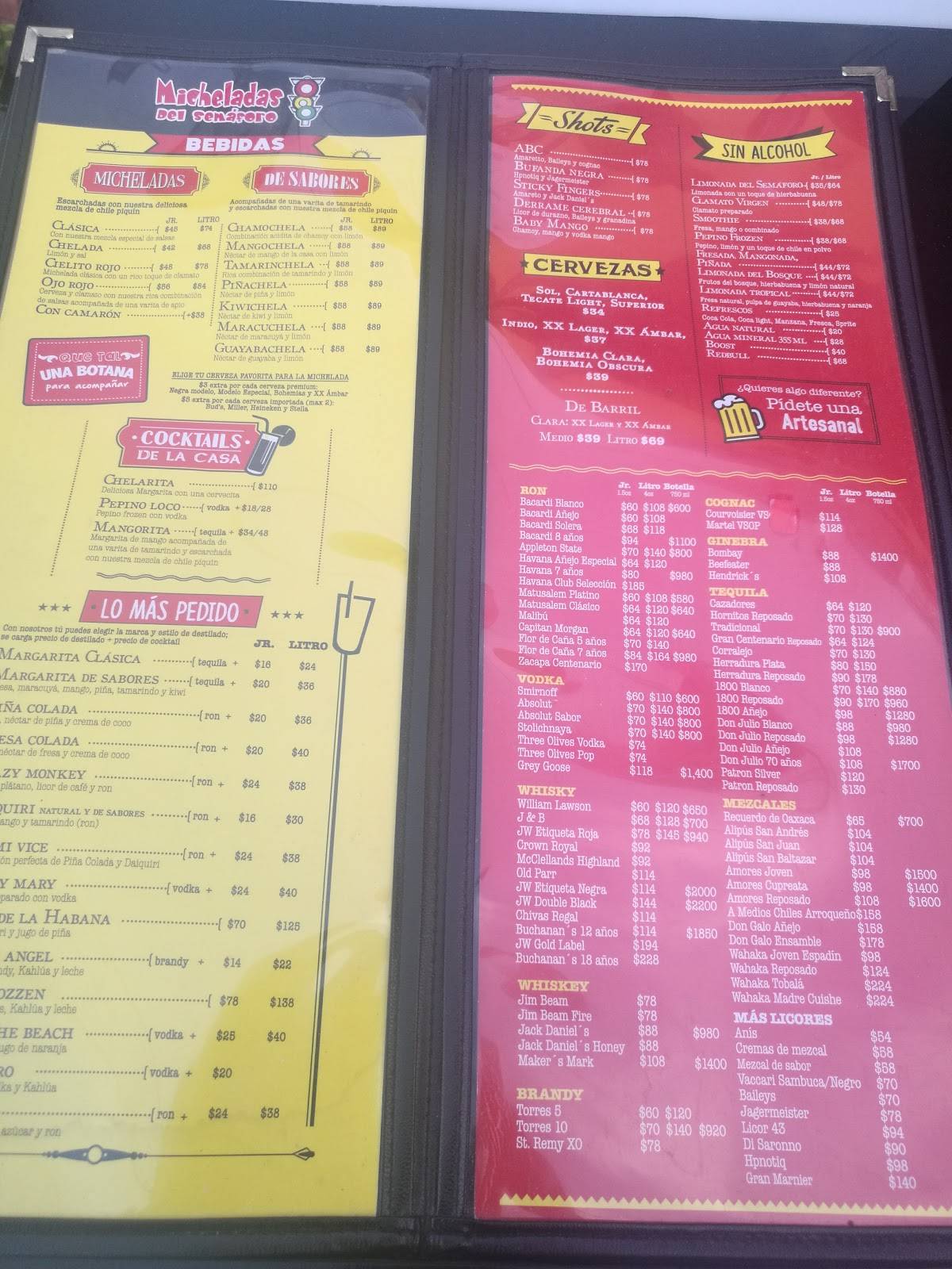 Carta del pub y bar Micheladas del Semaforo Cancun, Cancún