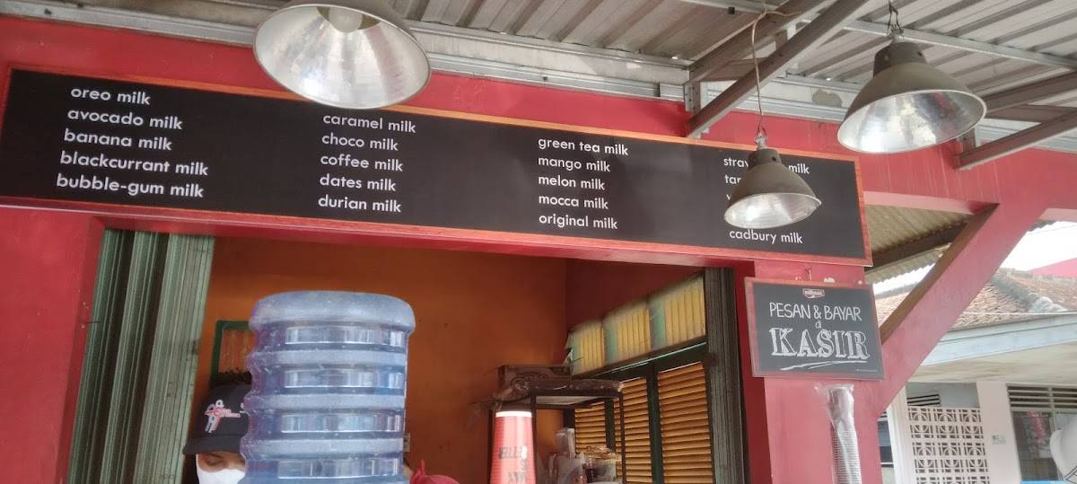 Menu at Milkmax 3 pub & bar, Purwokerto