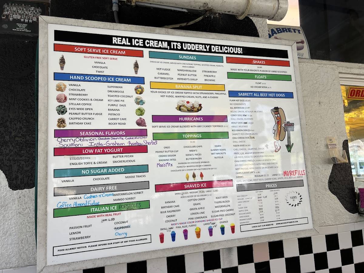 Menu at Moo's Soft Serve fast food, Indialantic
