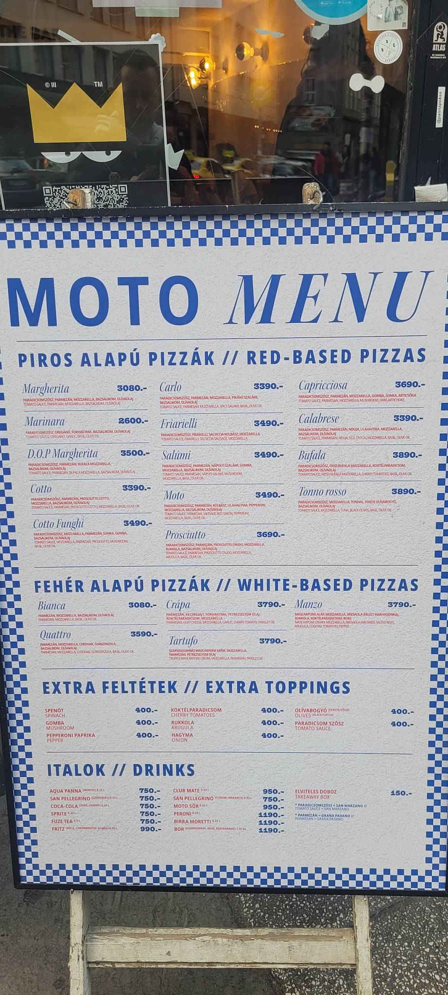 Menu at Moto Pizza Madách restaurant, Budapest