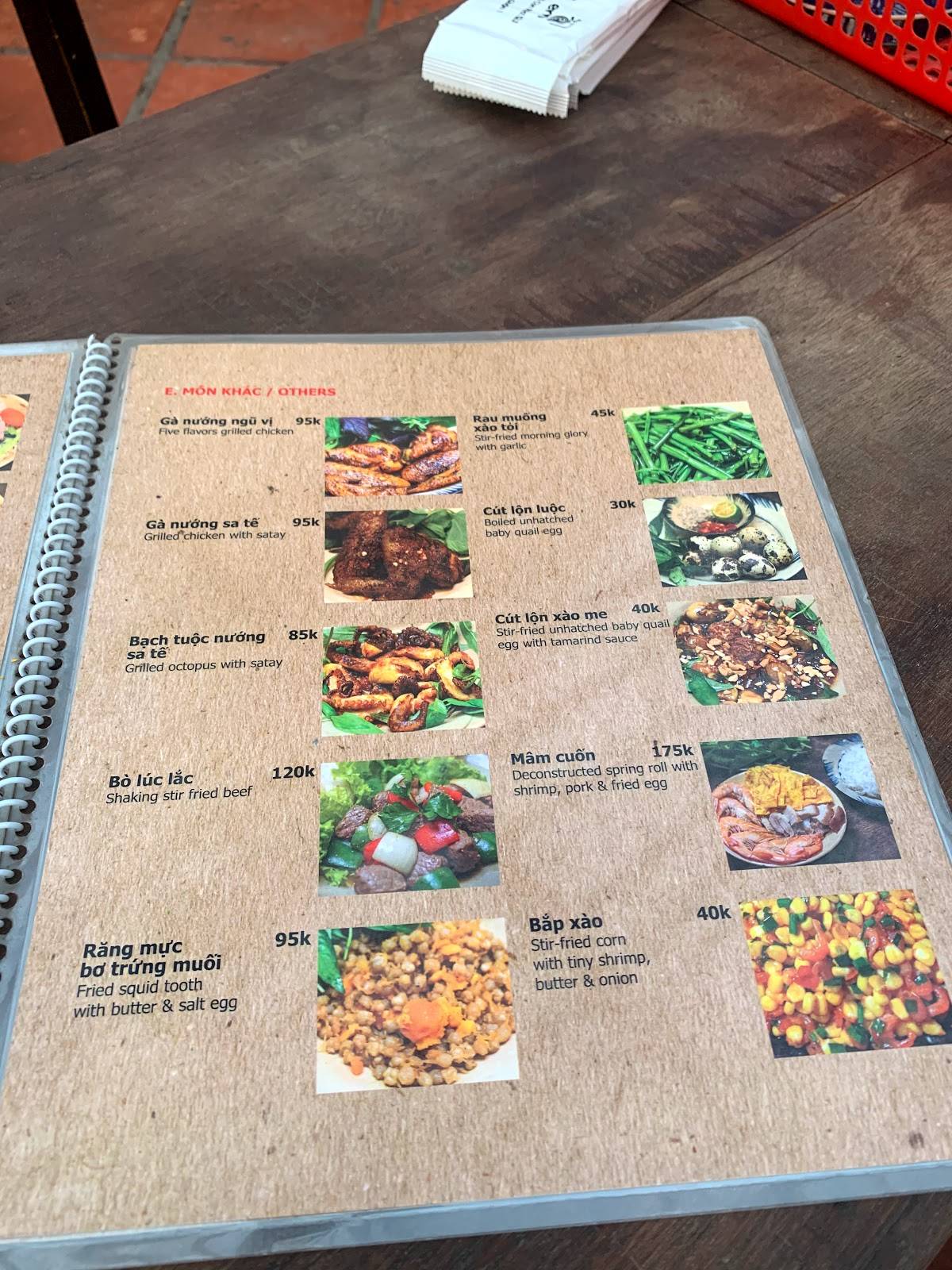 Menu at Ốc Chị Em restaurant, Ho Chi Minh City, 6B Công Trường Quốc Tế
