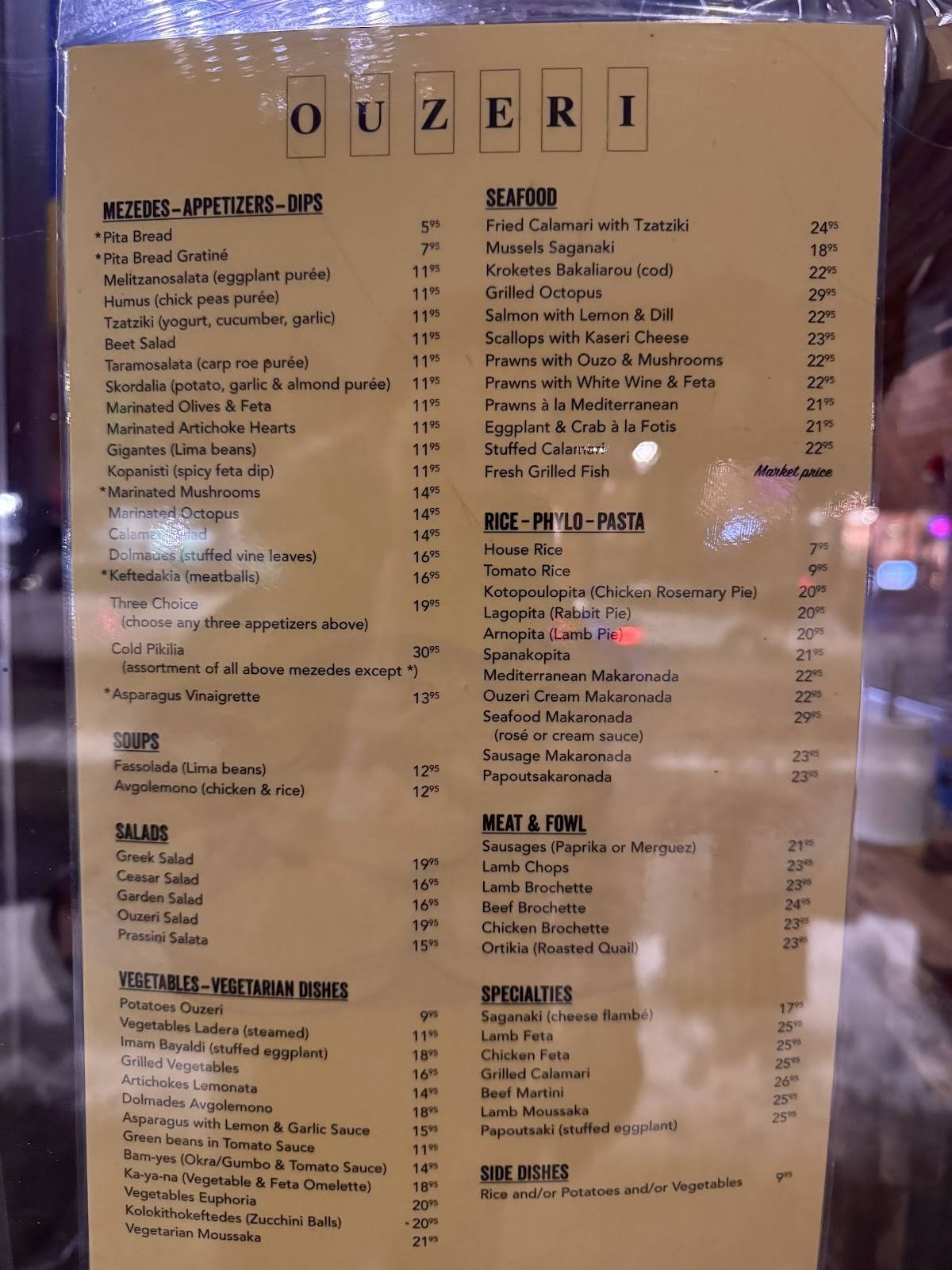 Menu au Ouzeri restaurant, Montréal