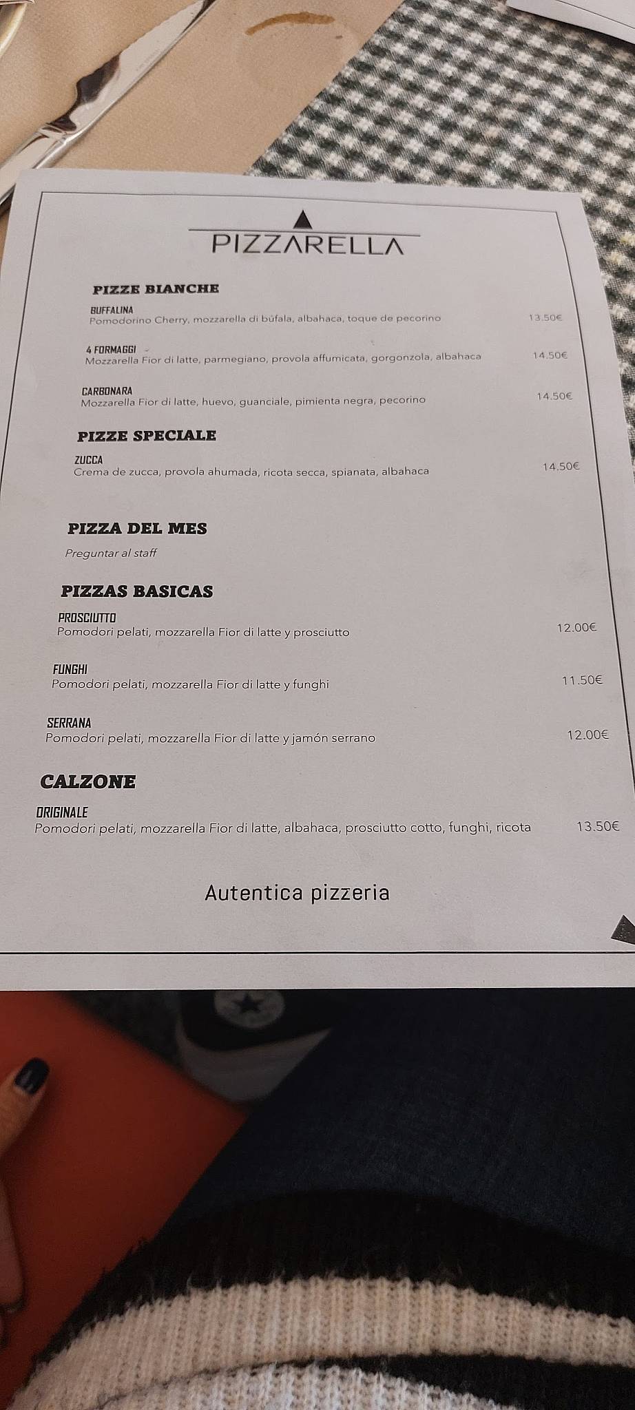 Carta del restaurante Pizzarella, Madrid