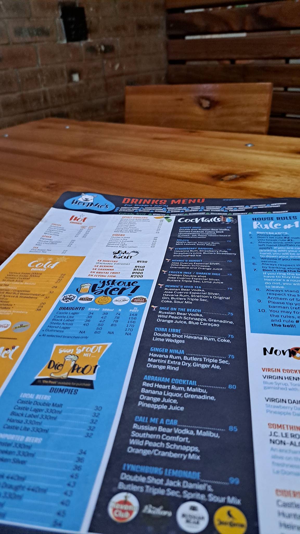 Menu at Hennie's Middelburg Restaurant, Middelburg