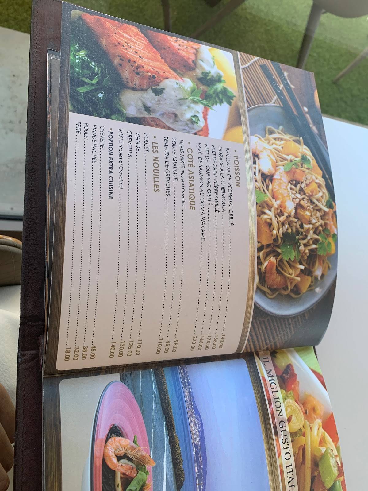 Menu au Cafe RR Ice, Tanger, Q6QR+827