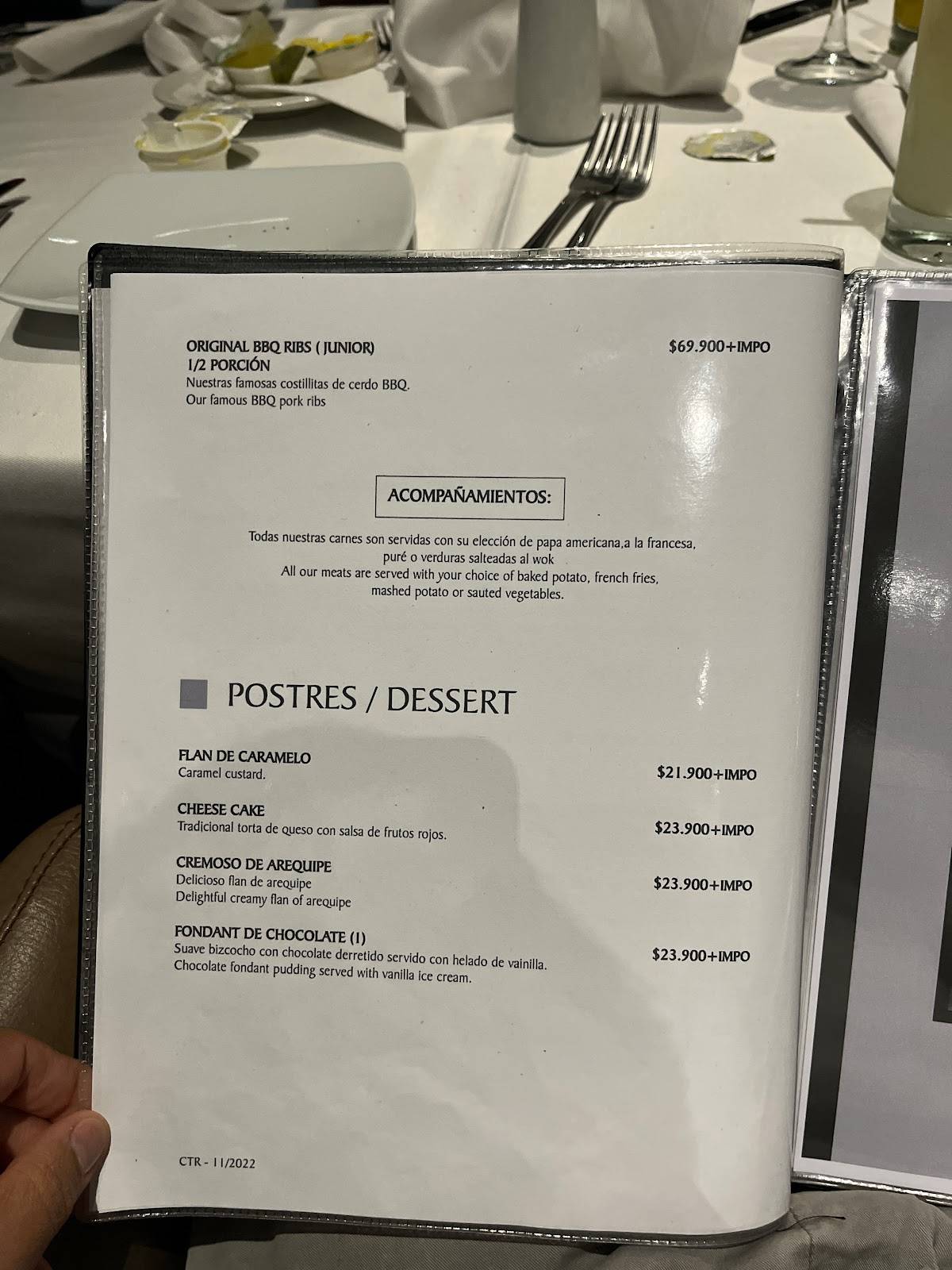 Menu at Tony Roma's Revolving Restaurant Bar, Medellín