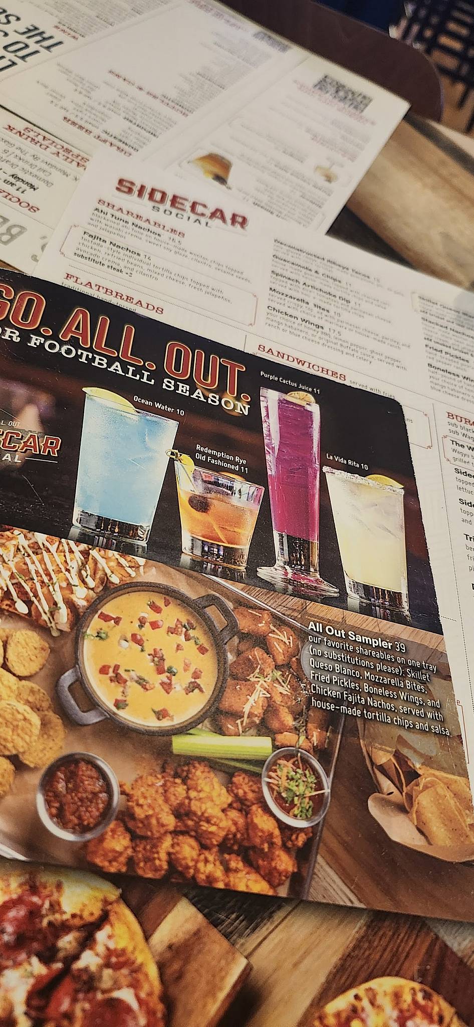 Carta del pub y bar Sidecar Social Addison, Addison