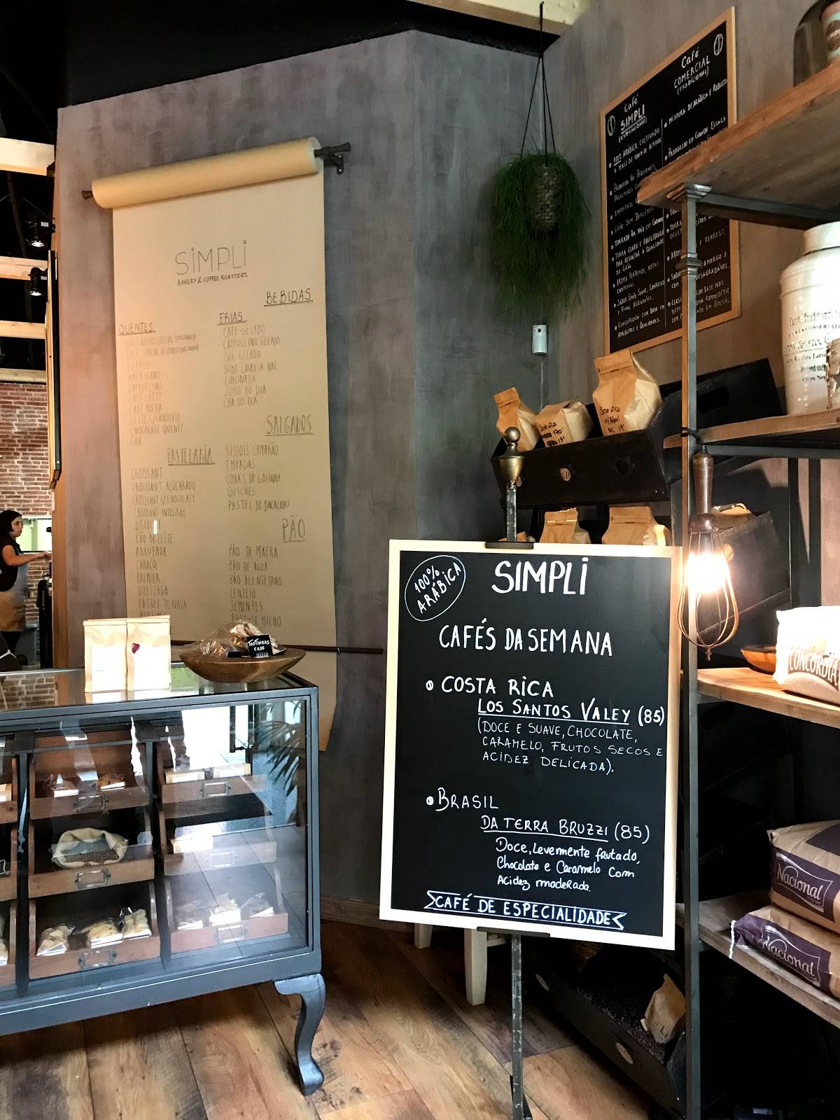 Menu at Simpli Coffee Braamcamp cafe, Lisbon, R. Braamcamp 64