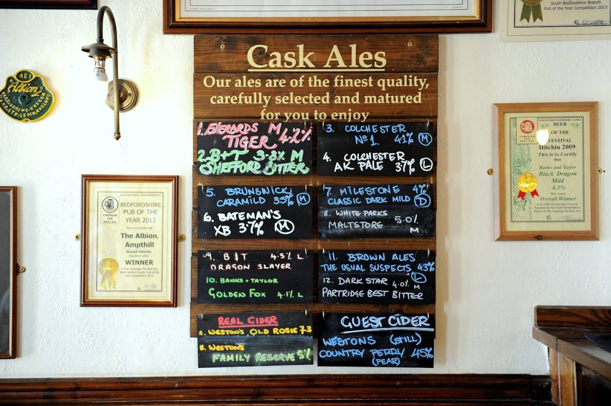 Menu at The Albion pub & bar, Westoning