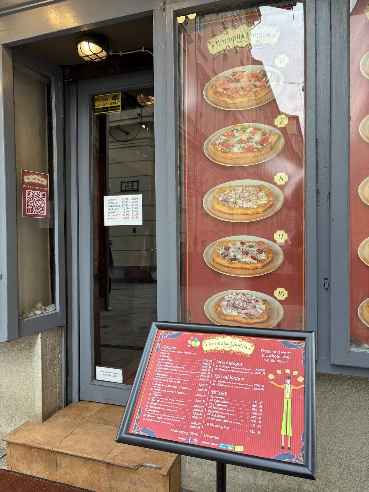 Carta del restaurante Krumplis Lángos, Budapest, Váci u 76