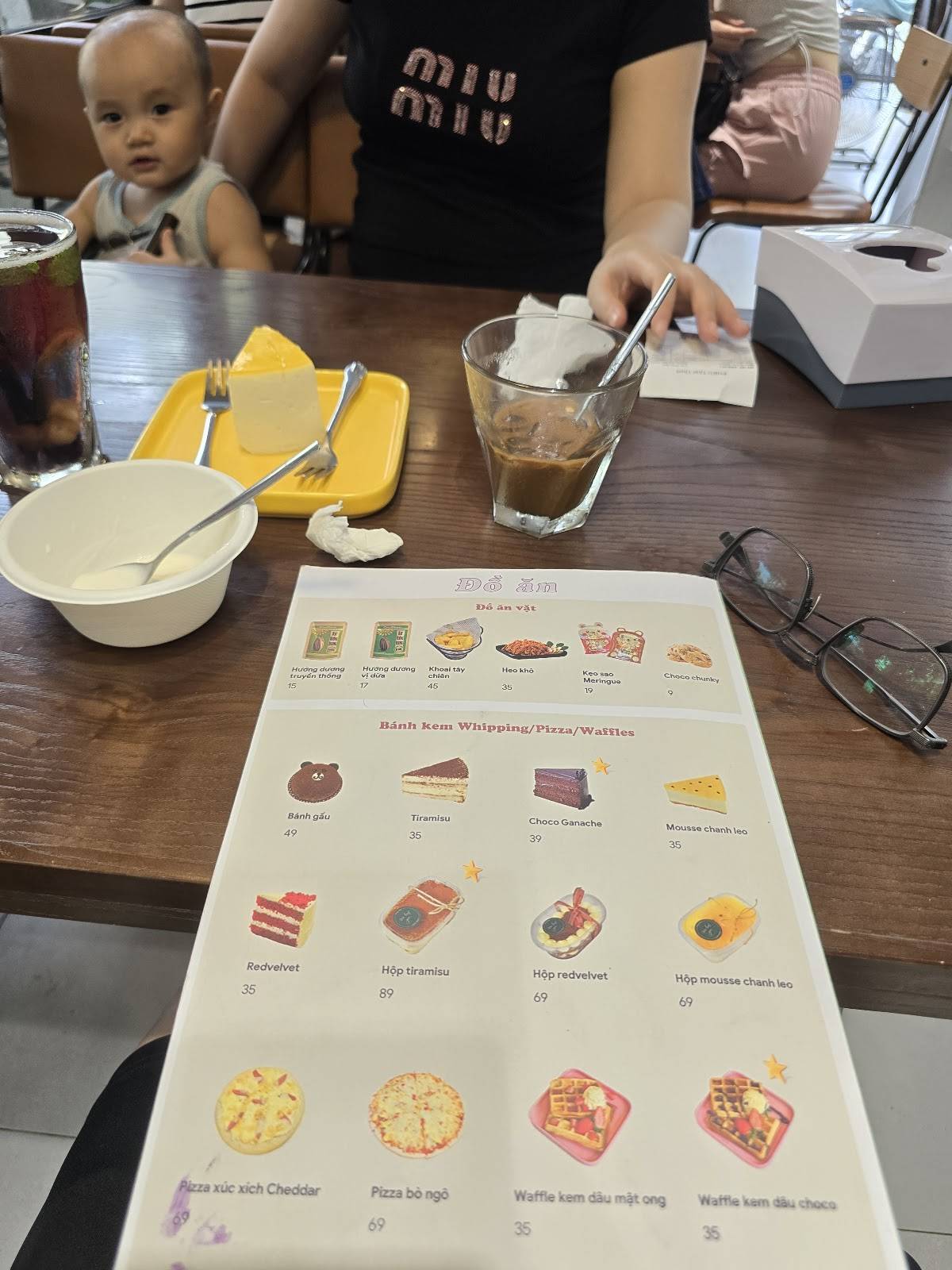 Menu at thong dong CAFÉ cafe, Hanoi, 102 Ng. 51 P. Lương Khánh Thiện