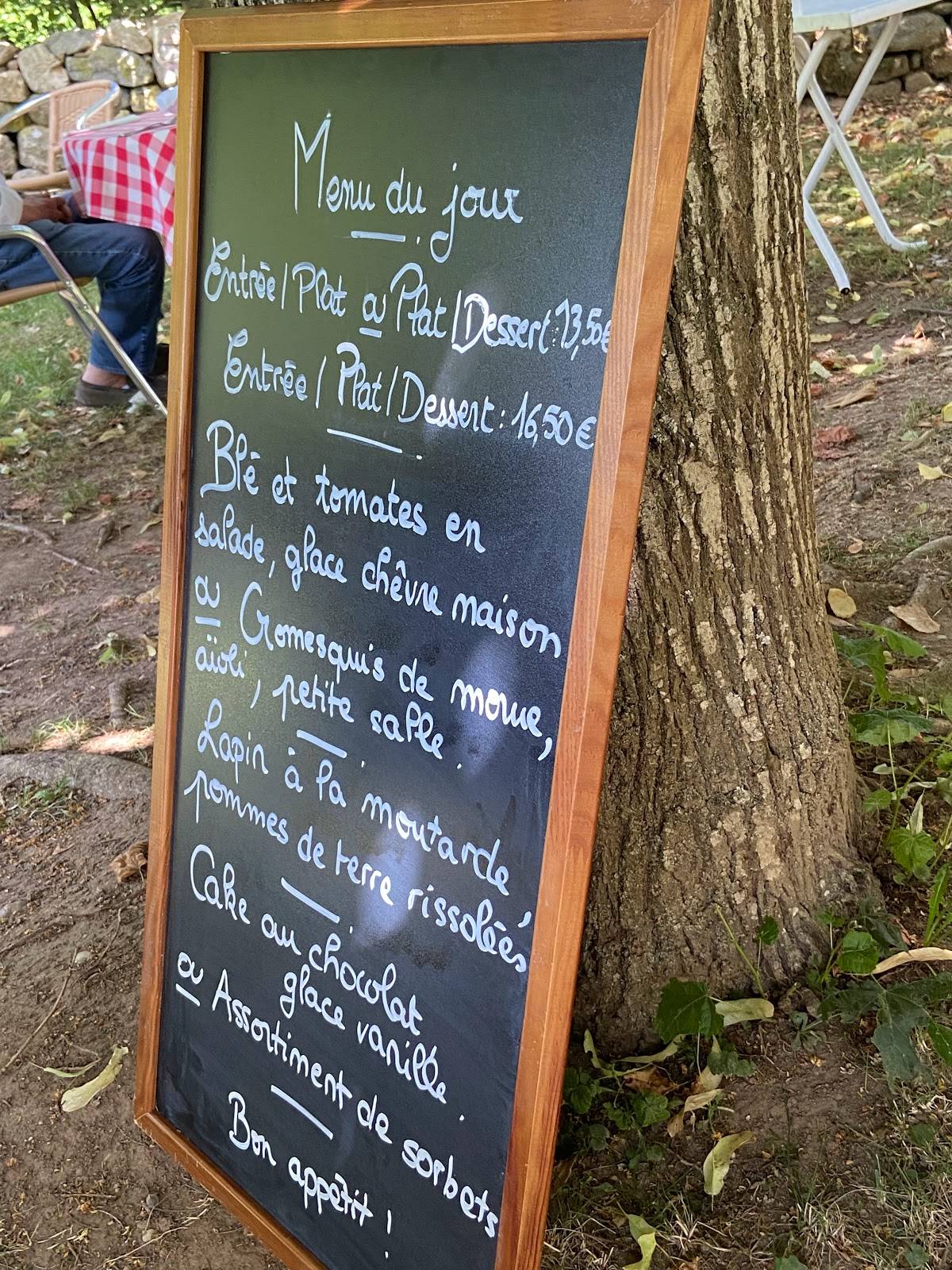 Menu au Château de bobigneux restaurant, Saint-Sauveur-en-Rue