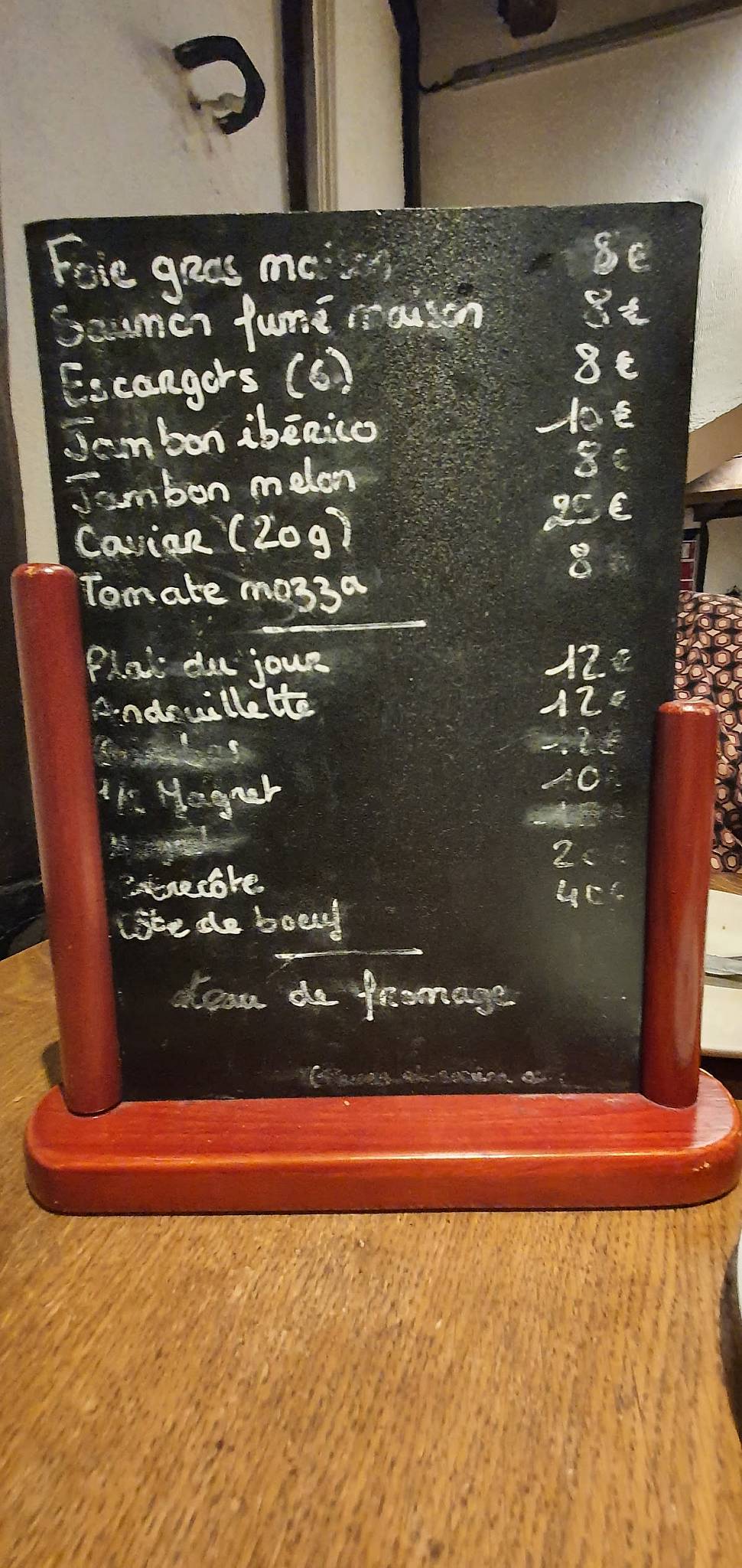 Menu au Chez Erwan pub et bar, Bourdonné