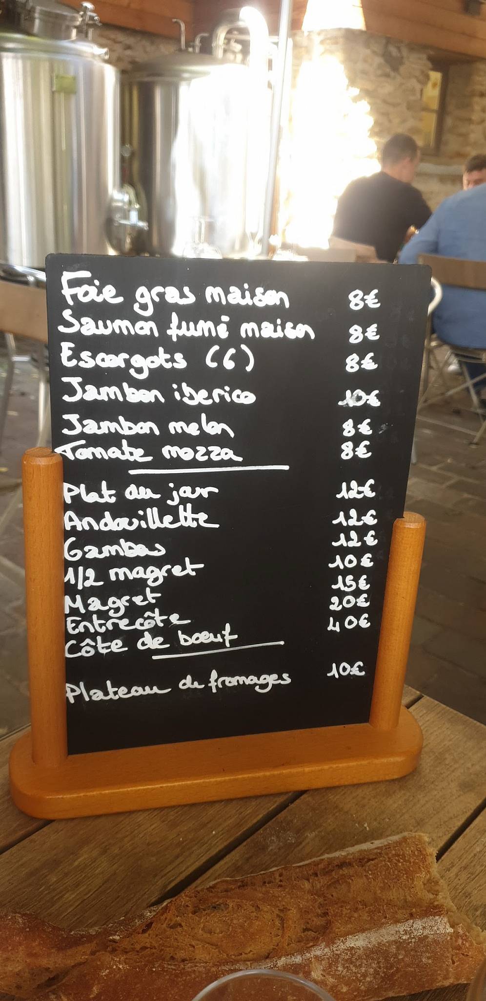 Menu au Chez Erwan pub et bar, Bourdonné