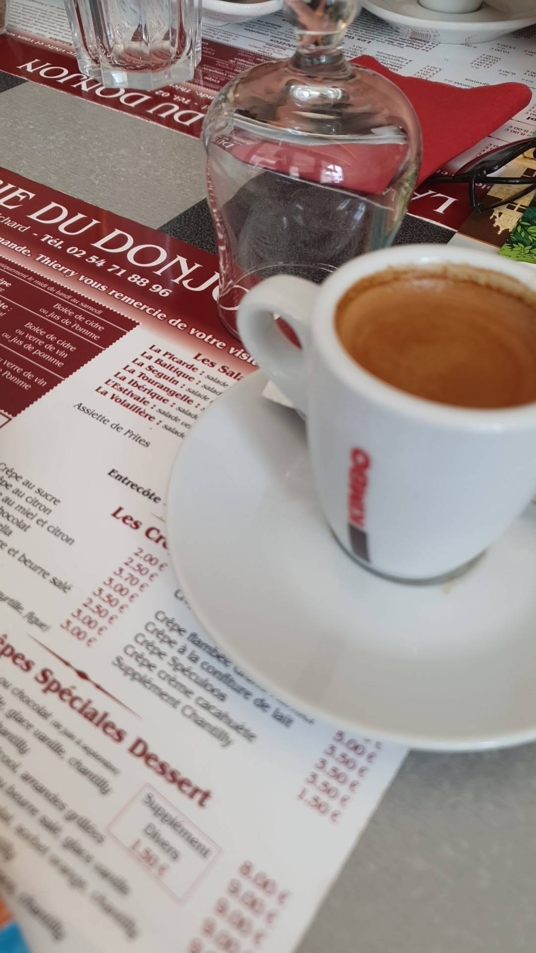 Menu au La Crêperie du donjon restaurant, Montrichard