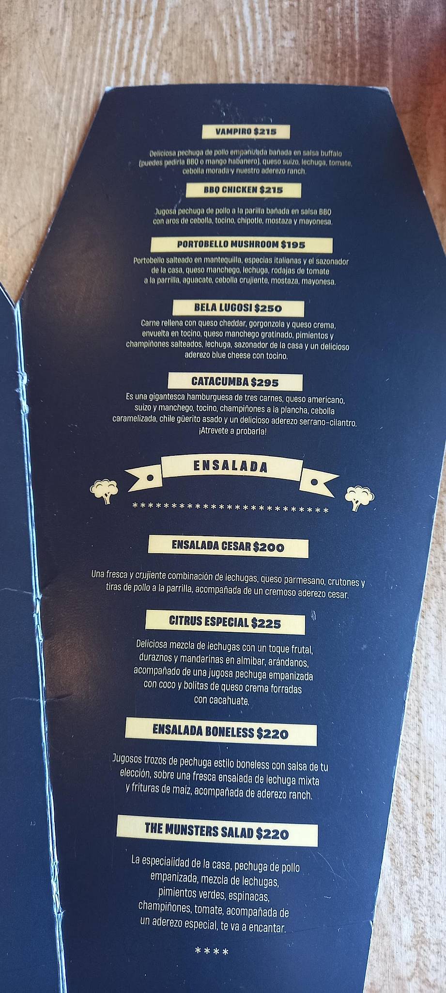 Carta del restaurante Cripta Burger, Mexicali, Calz. Justo Sierra s/n