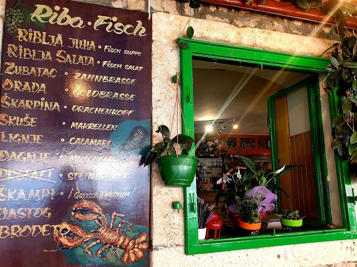 Menu at Dva Ribara, Hvar