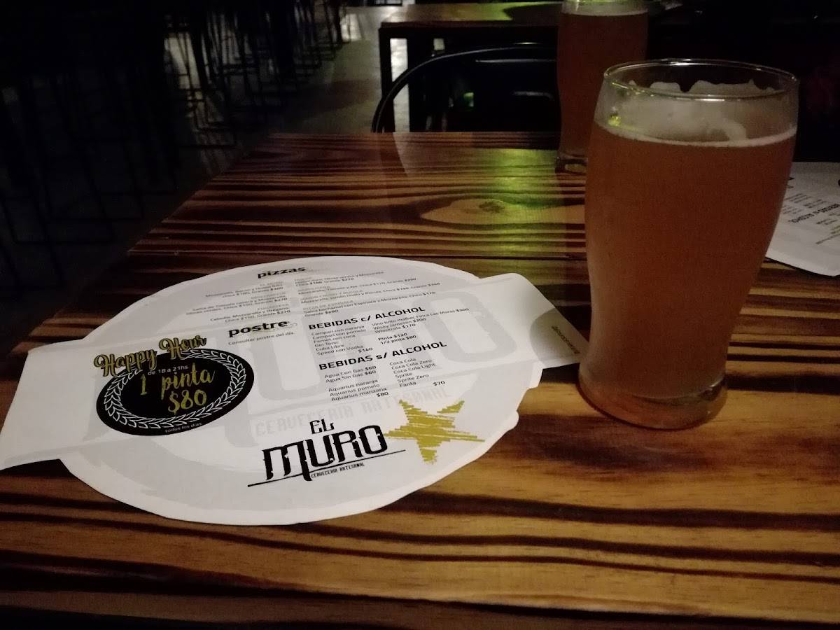 Carta del pub y bar El Muro, Cervecería, Buenos Aires