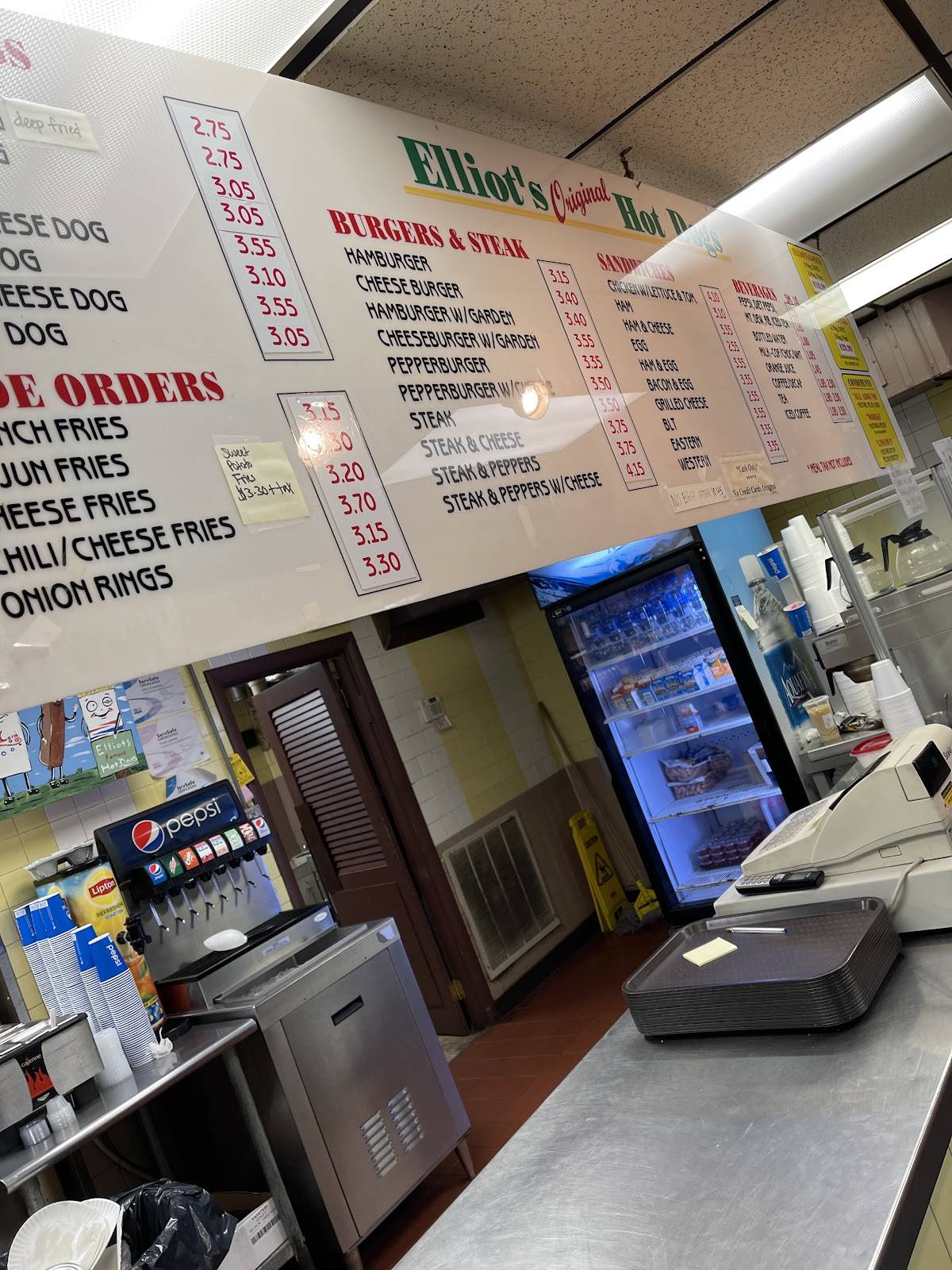 Menu at Elliot's Hot Dogs fast food, Lowell
