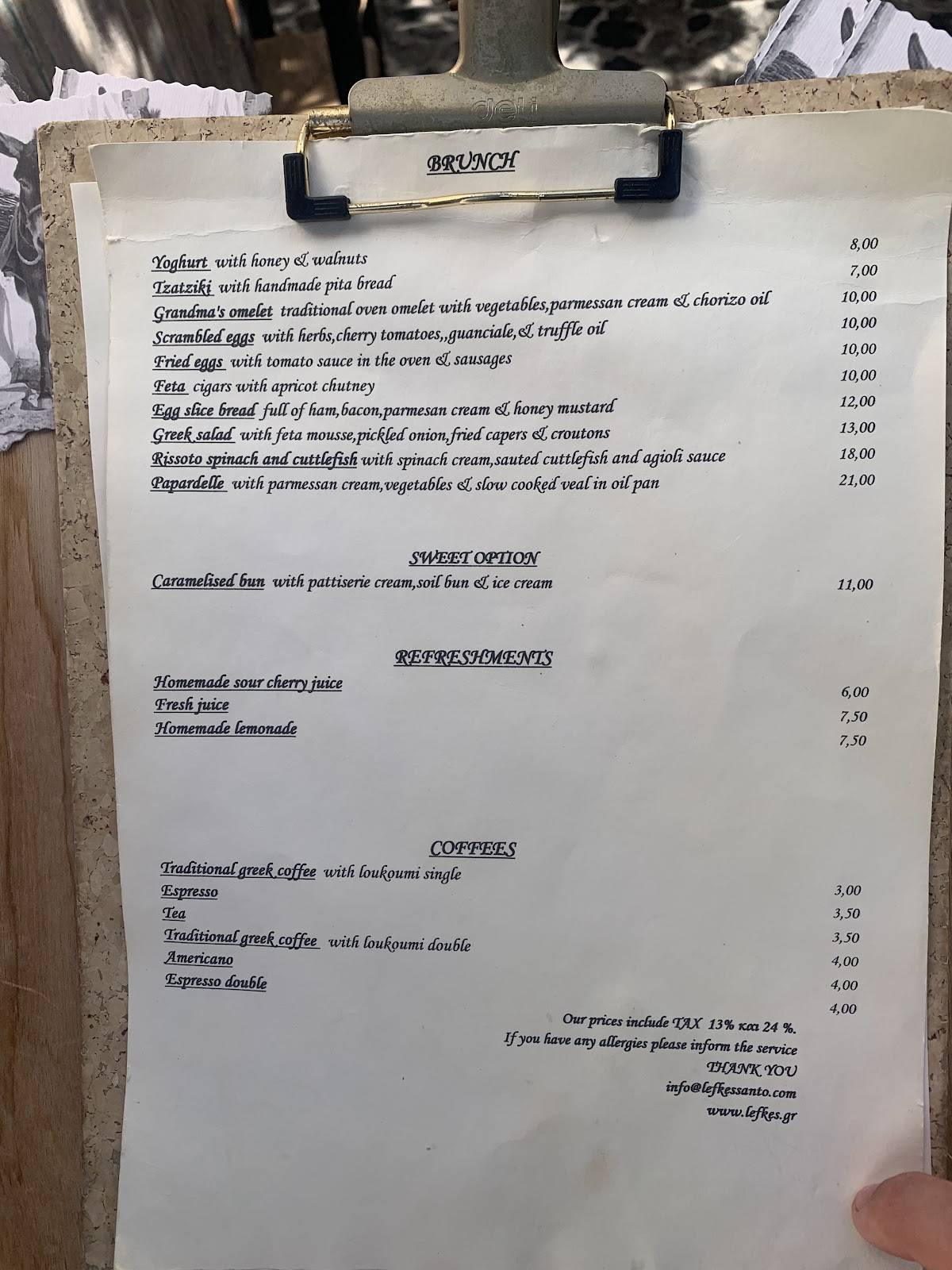 Menu at Lefkes, Finikia