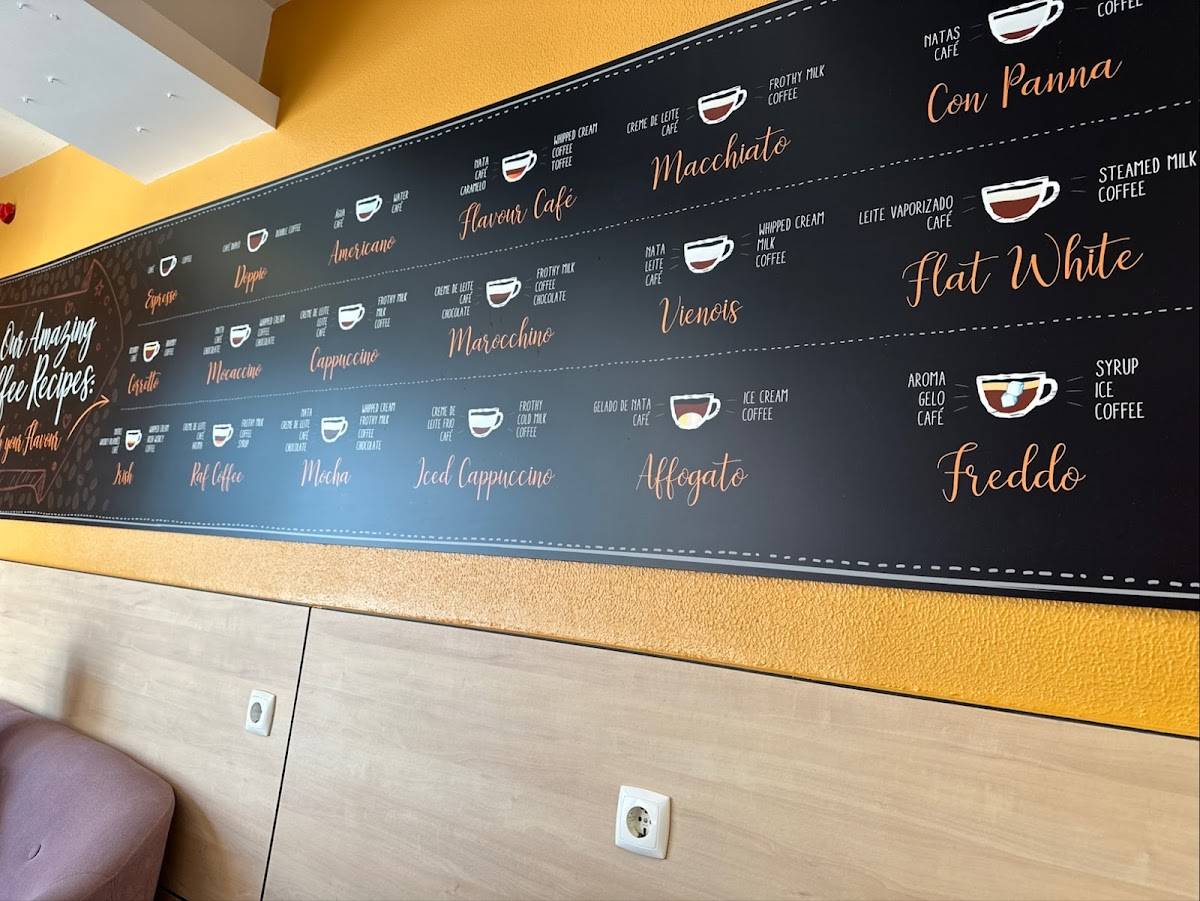 Menu at Flavour Café, Tavira, Largo José Pires Padinha 26