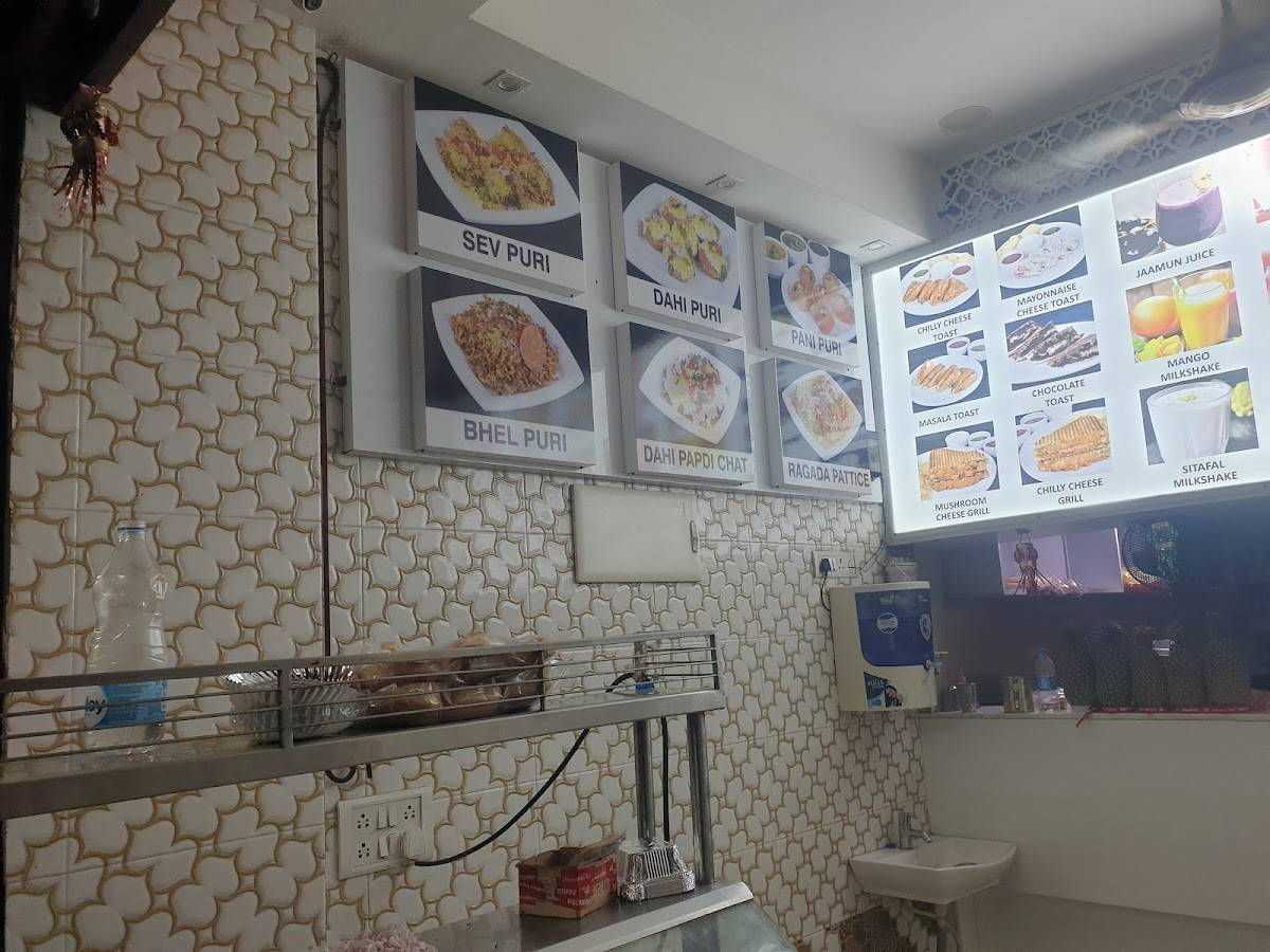 Menu at Gupta Sandwich and Snacks Corner, Mumbai