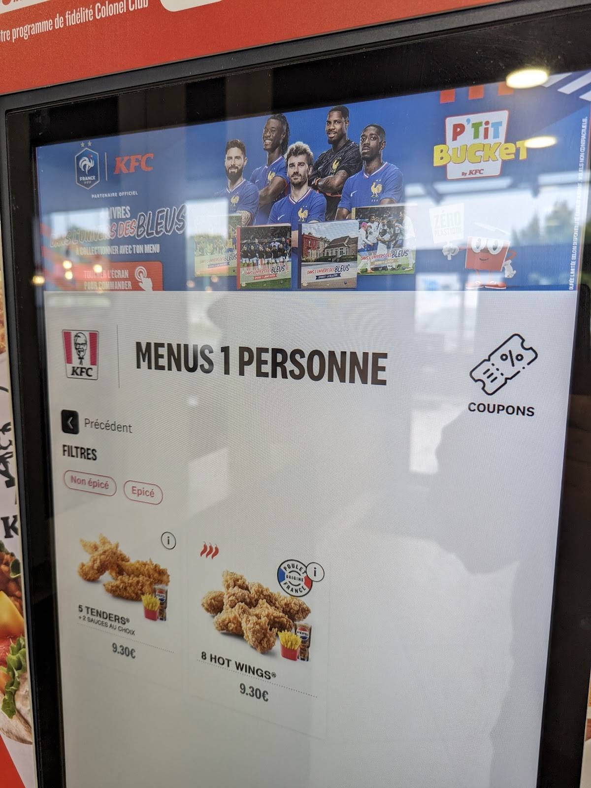 Menu au KFC Lorient fast food, Lorient, 2 Rue des Micocouliers
