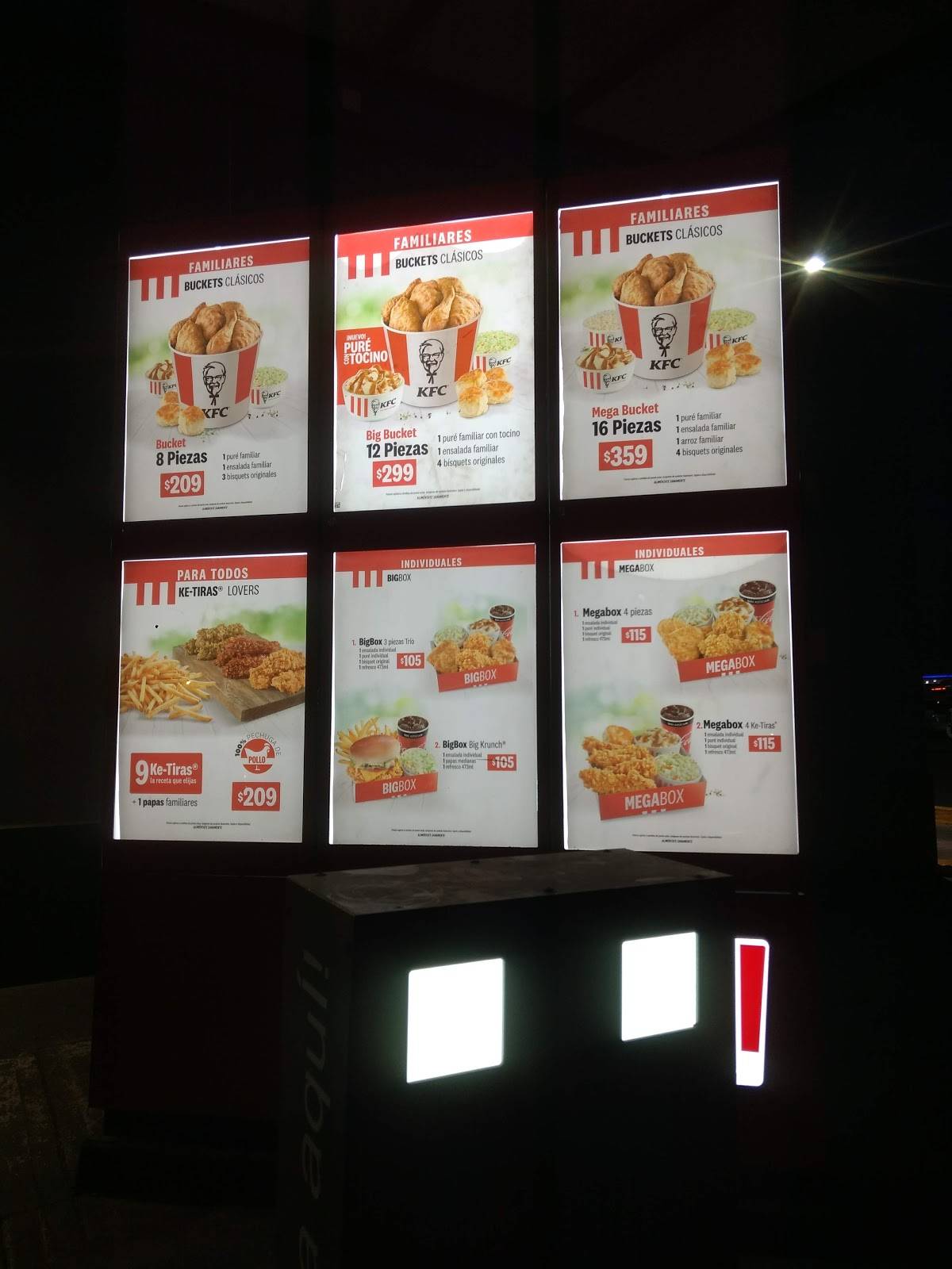 Menu at KFC restaurant, Mexicali, Blvd. Lázaro Cárdenas 3000