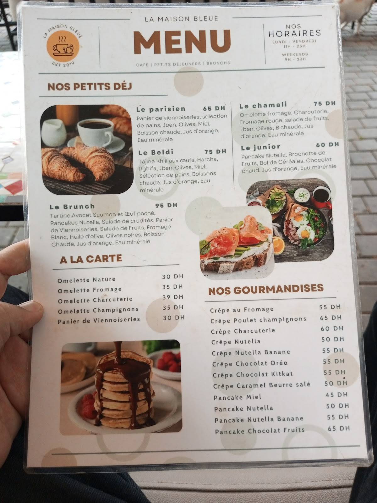 Menu au La maison bleue restaurant, Salé