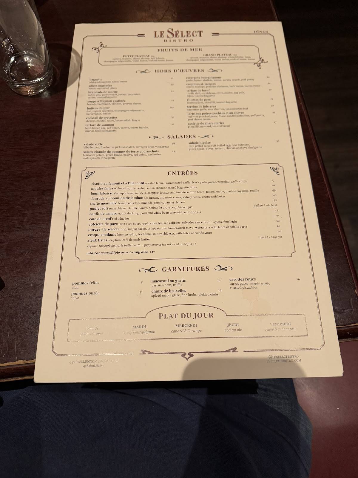 Menu at Le Sélect Bistro restaurant, Toronto