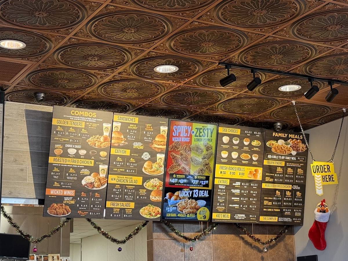 Menu at Golden Chick fast food, Liberty Hill