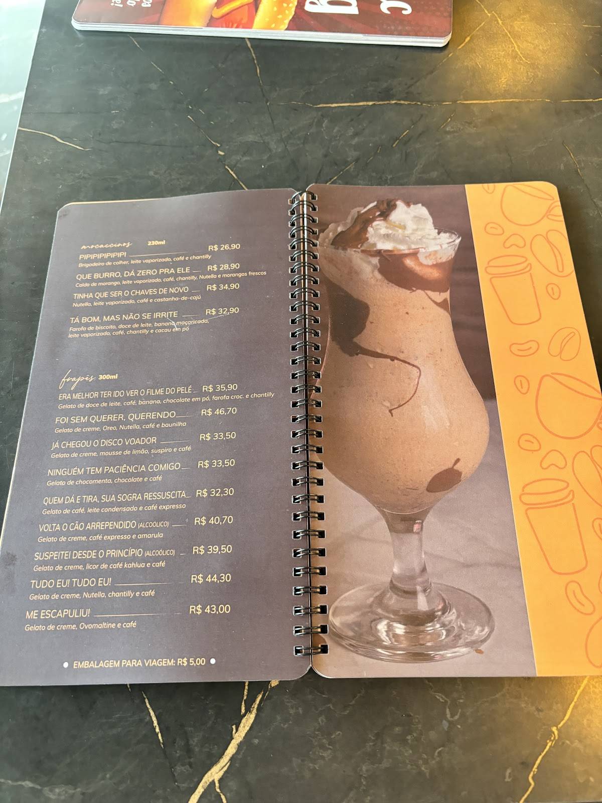 Menu em Magic Dog Concept restaurante, Osasco