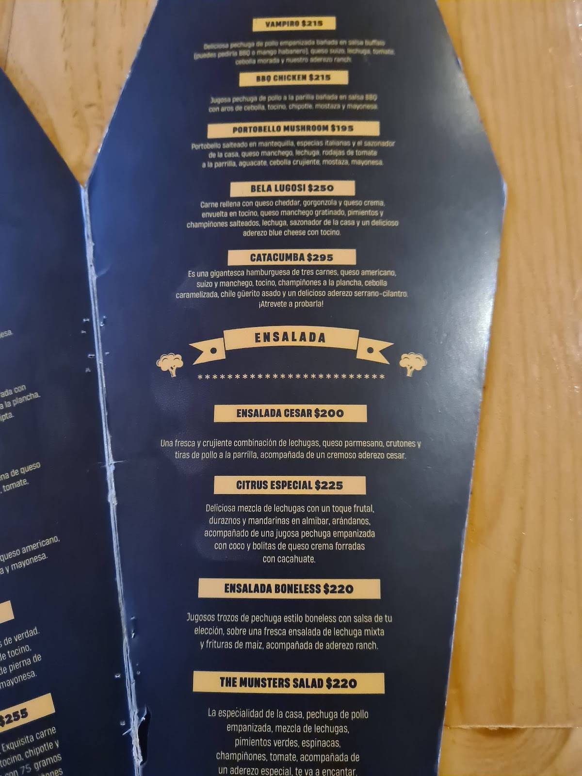 Carta del restaurante Cripta Burger, Mexicali, Calz. Justo Sierra s/n