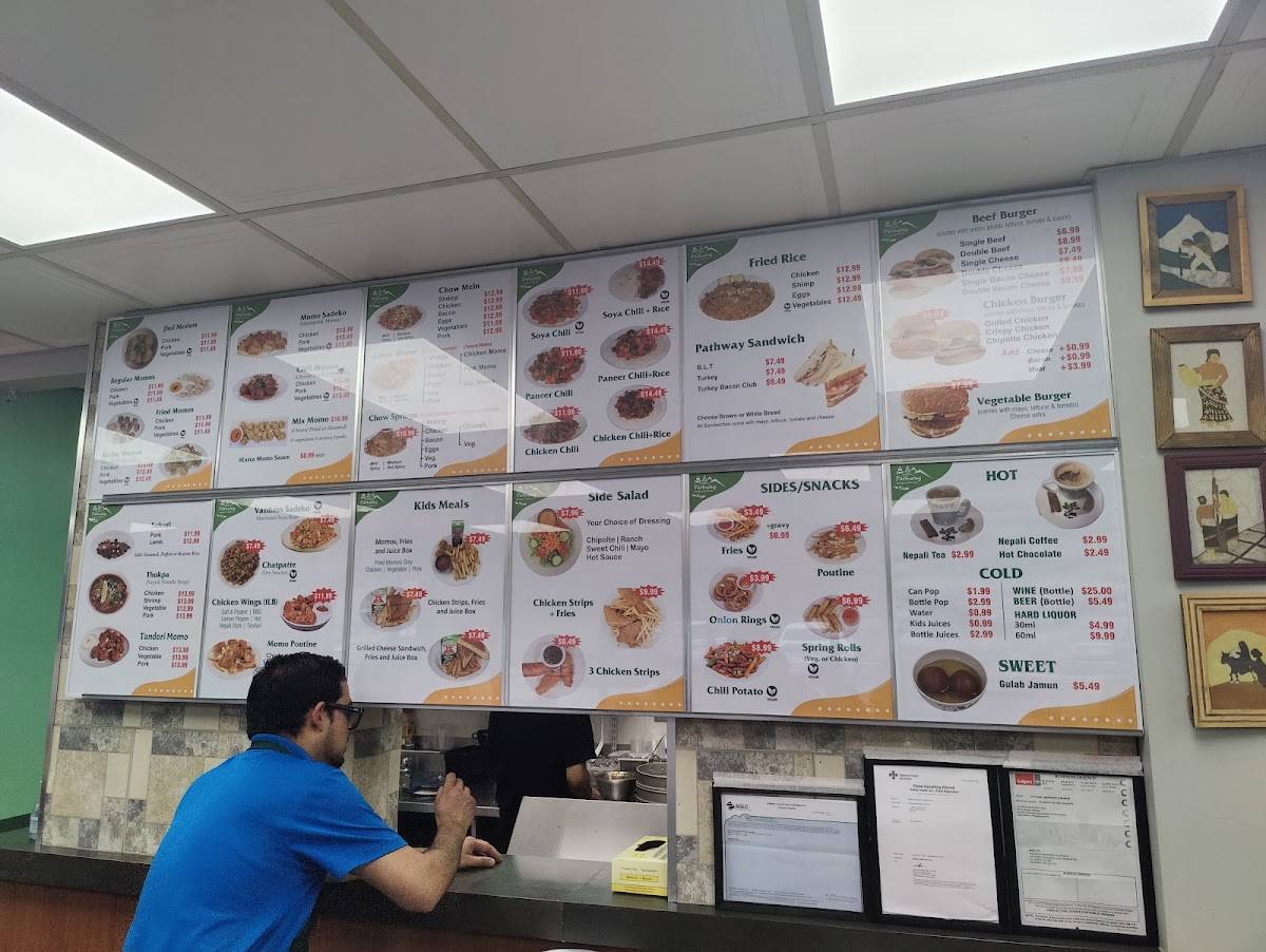 Carta de comida rápida PATHWAY BURGERS & MOMOS, Calgary
