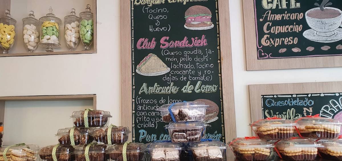 Menu at Pastelería Blanqui desserts, Trujillo