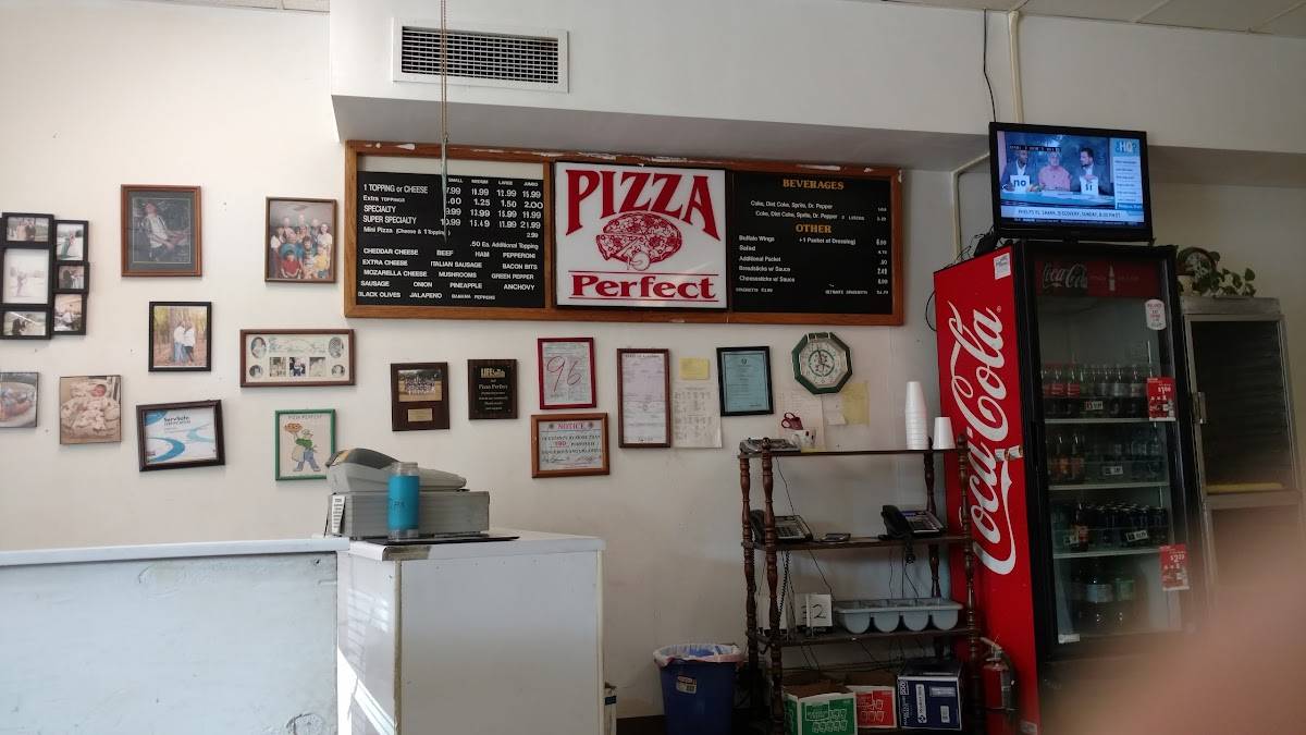 Menu at Pizza Perfect pizzeria, Montgomery, 428 Coliseum Blvd