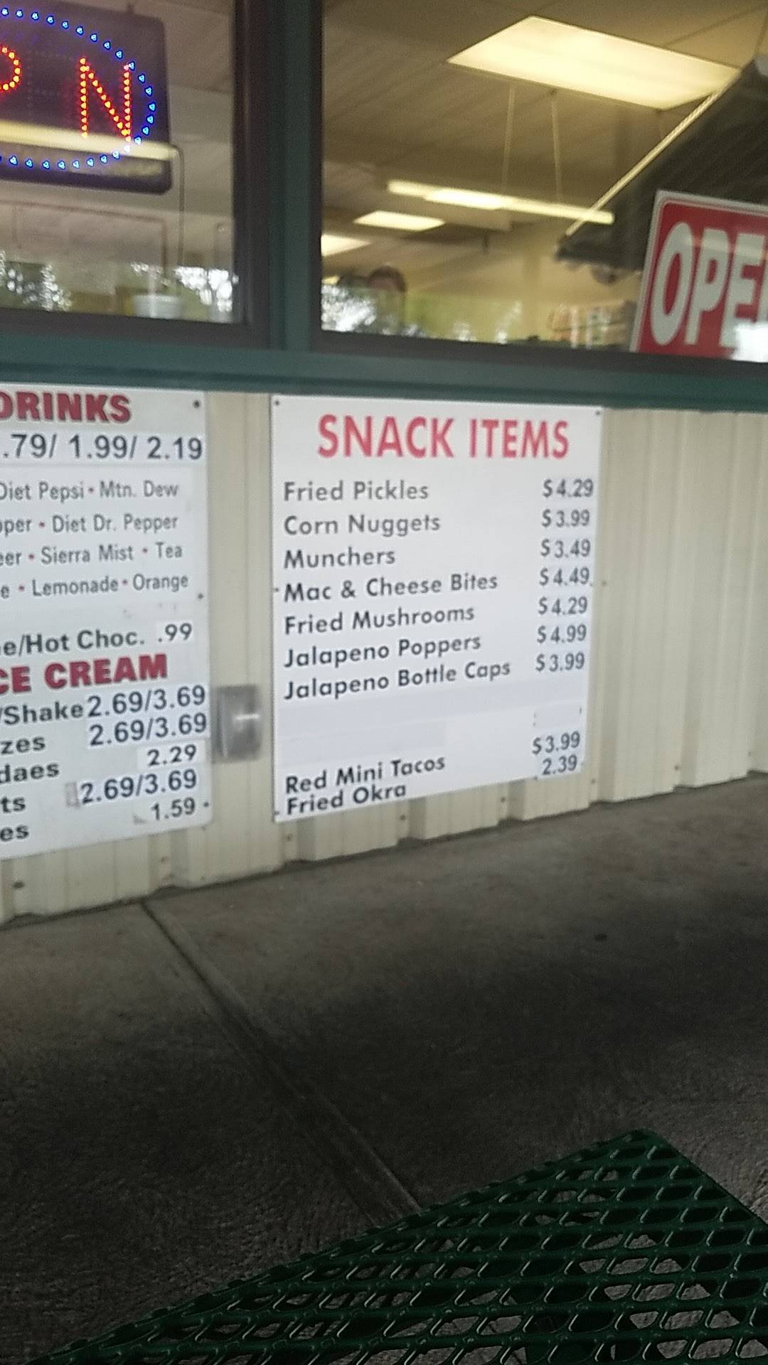 Menu at Dixie Dog Drive-In restaurant, Ponca City