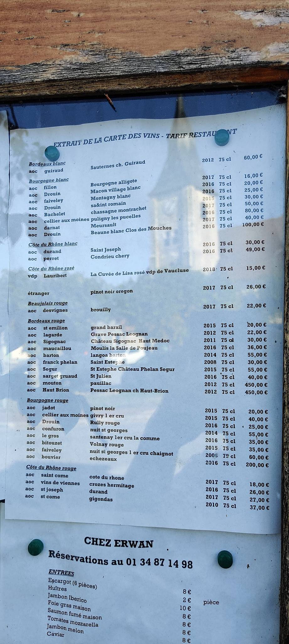 Menu au Chez Erwan pub et bar, Bourdonné