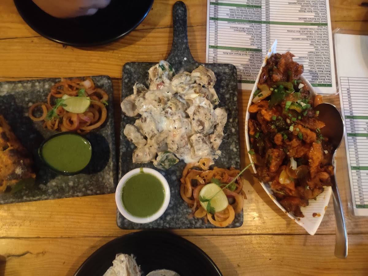 Menu at De Valentino Cafe, Hapur
