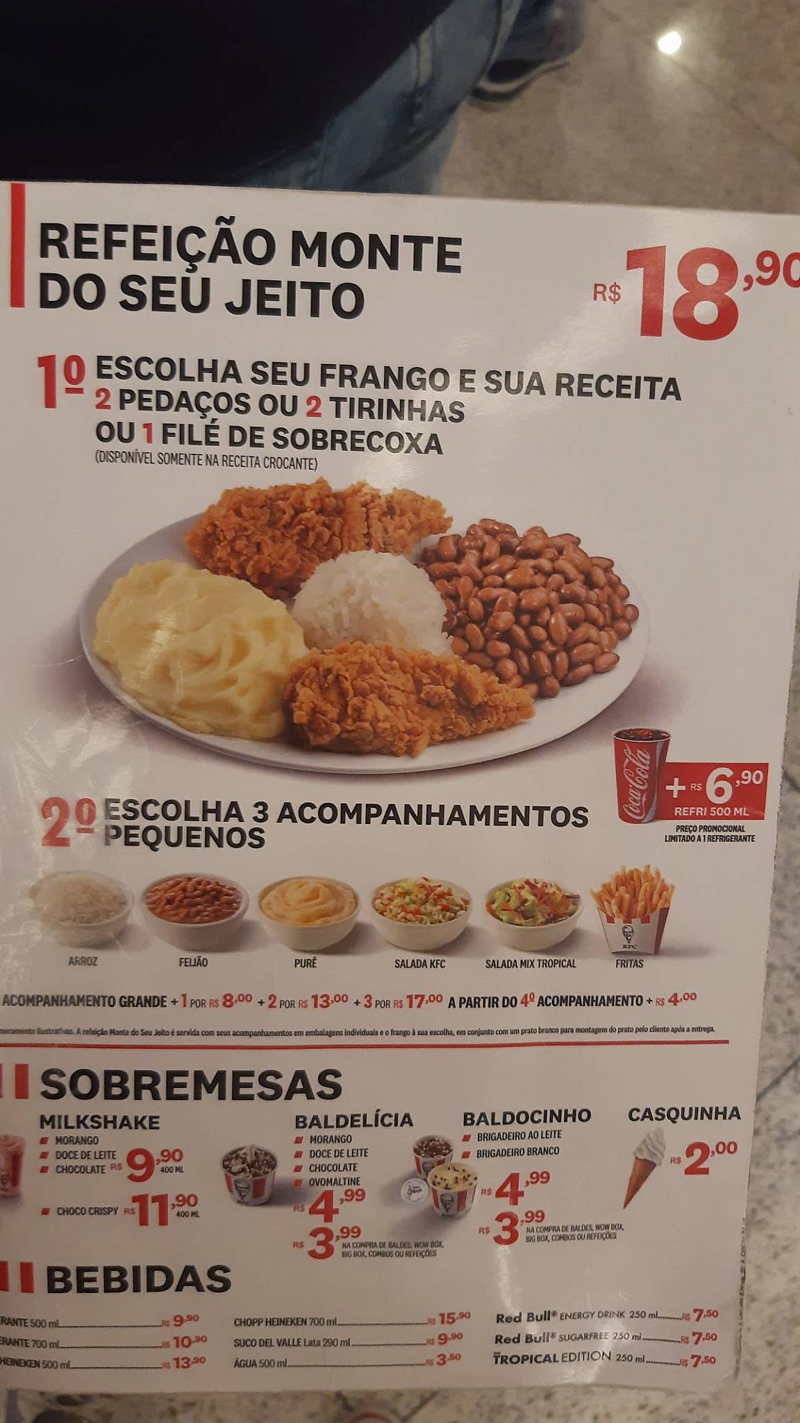 Menu em KFC restaurante, Porto Alegre, Av. Assis Brasil