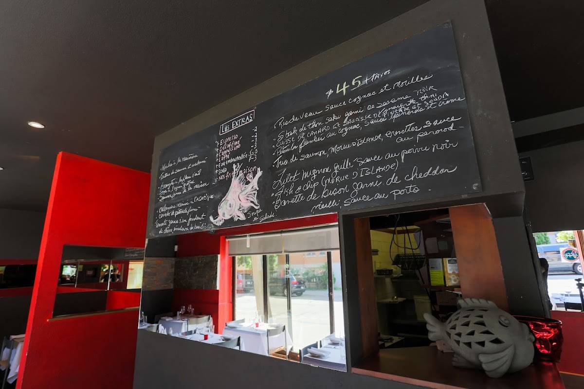 Menu at Le Poisson Rouge restaurant, Montréal, Rue Rachel E