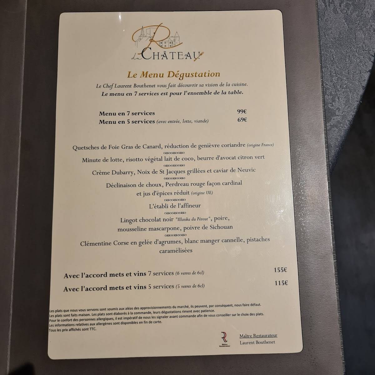 Menu au Le Restaurant Du Château, Saint-Sernin-du-Bois, route de St Sernin