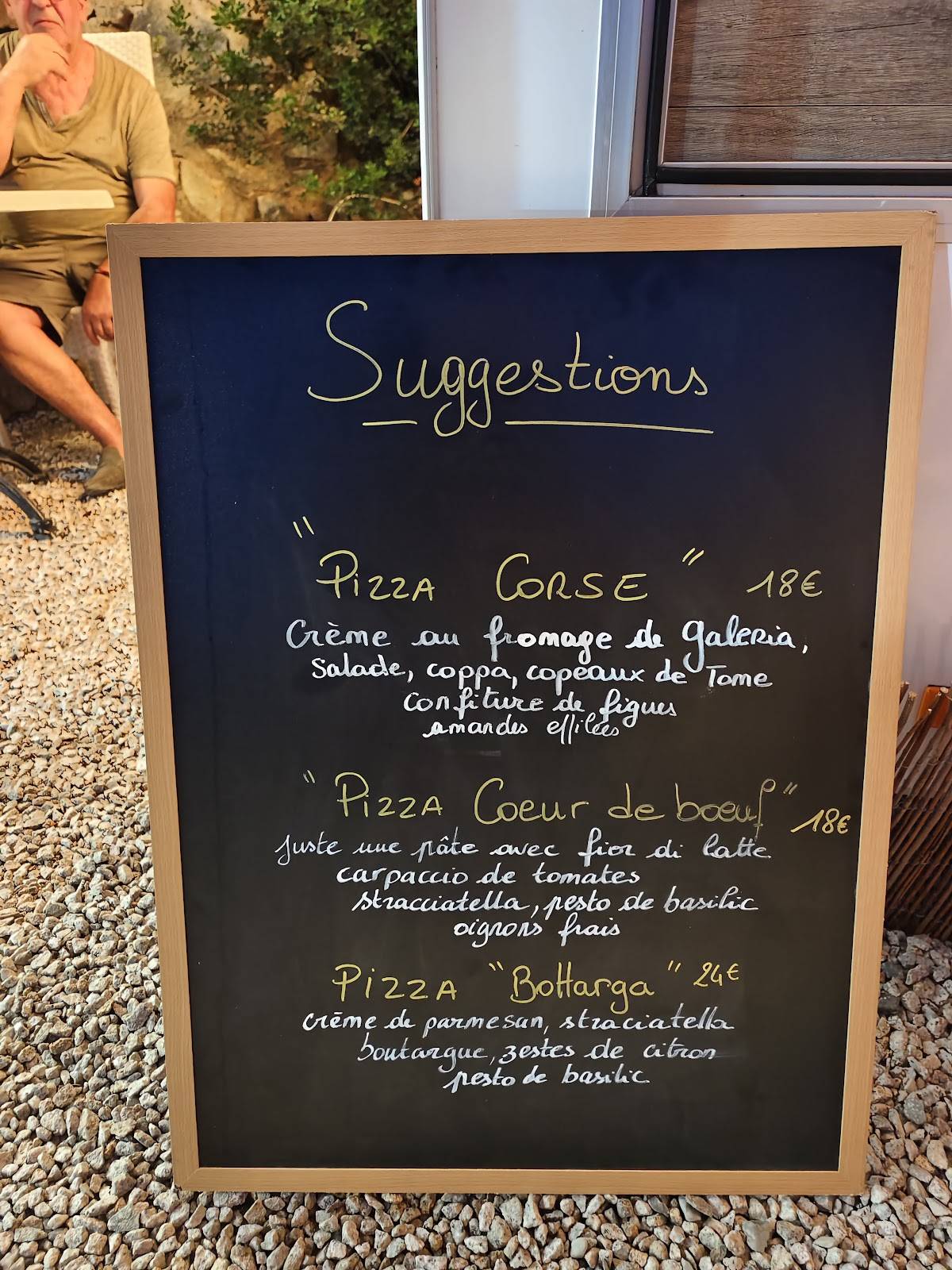 Menu au -M- Bar à Pizza, L'Île-Rousse