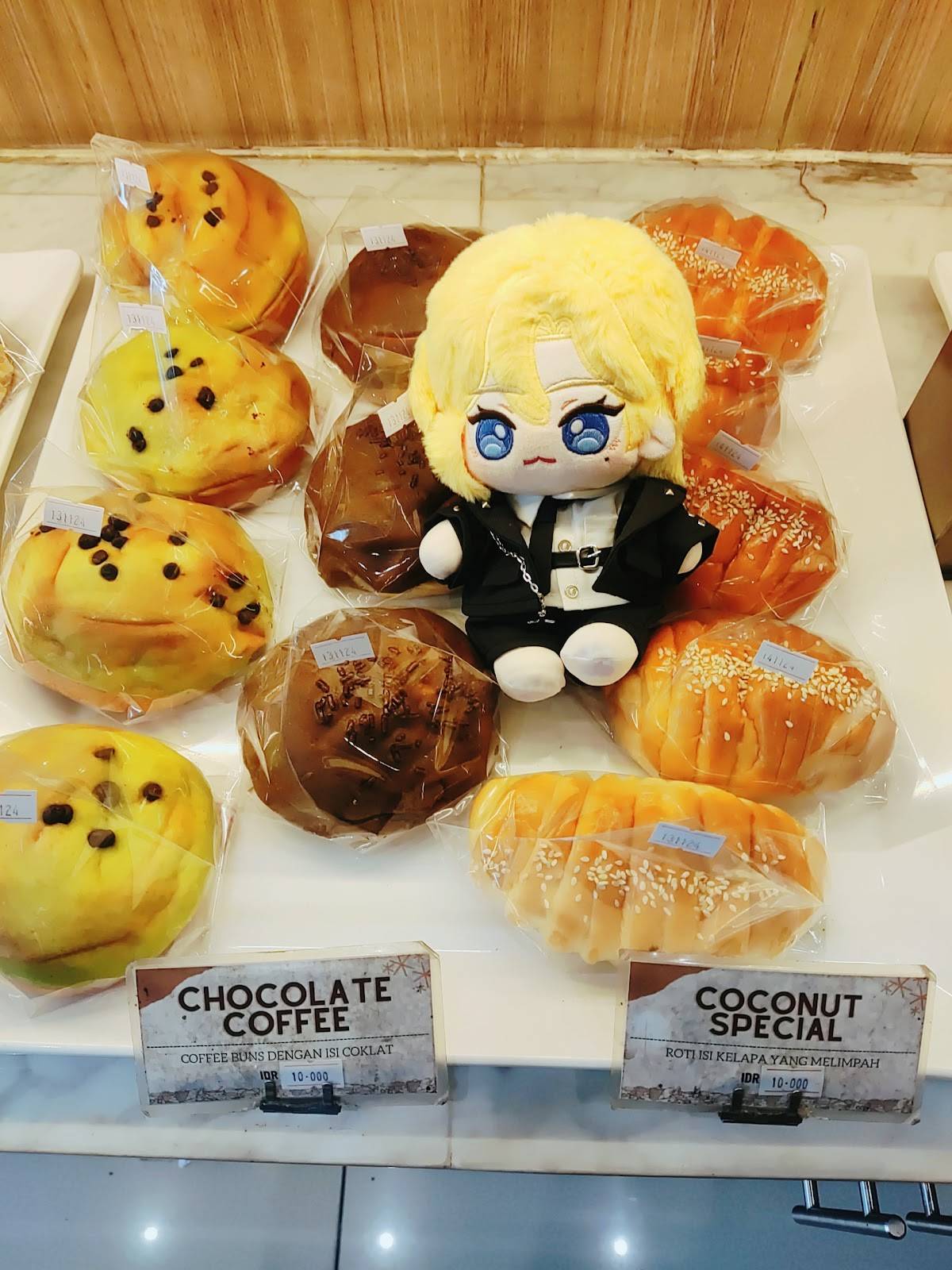 Carta de Roti Yuk Bakery - Bandengan, North Jakarta, Jl. Terusan ...