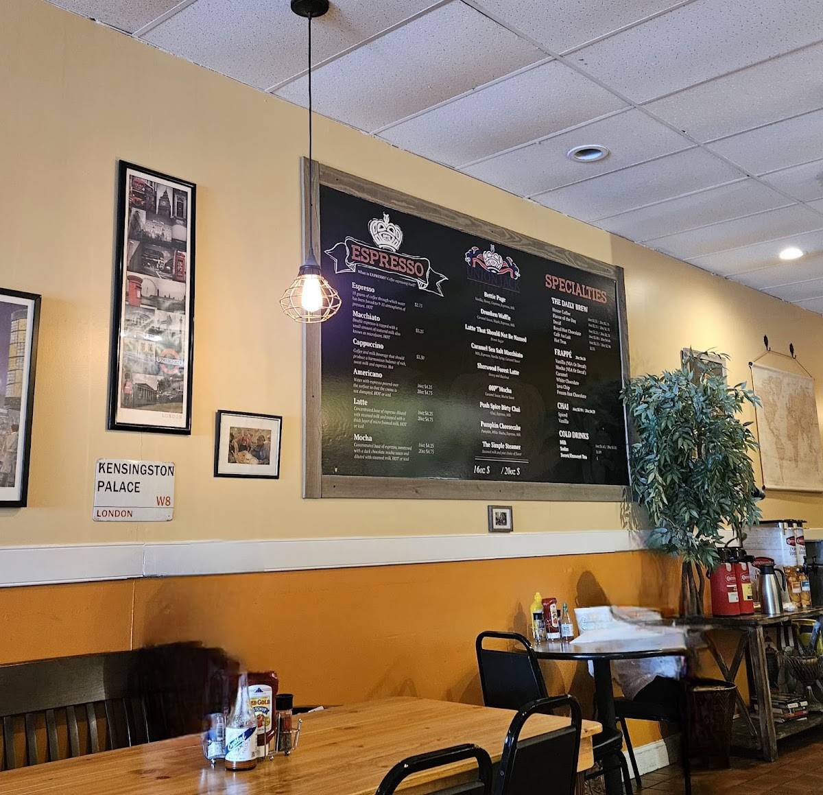 Menu at Union Jack Cafe, Rainbow City, Rainbow Dr #242