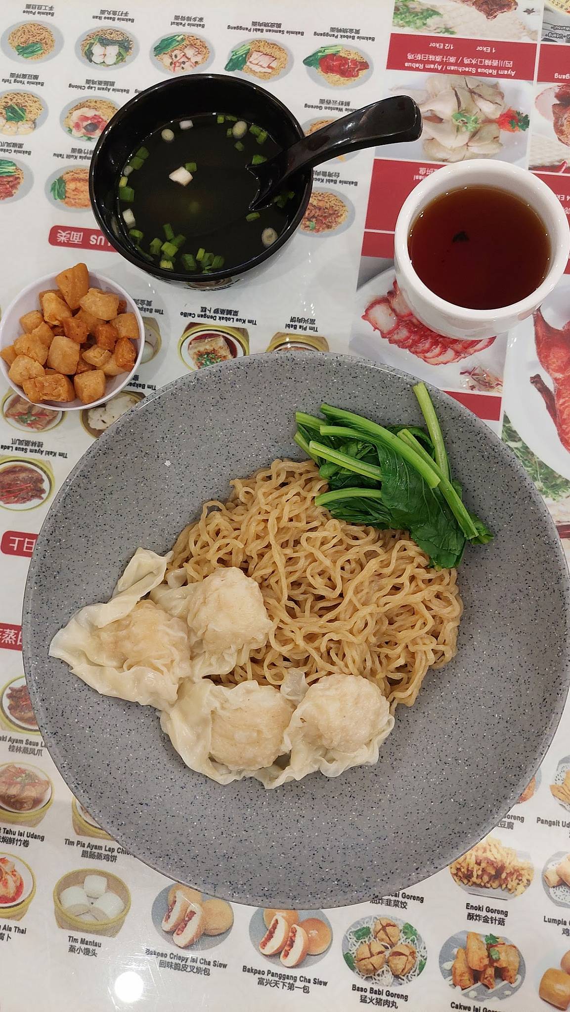 Menu at Foo Heng Hongkong Dimsum Puri Mansion restaurant, West Jakarta