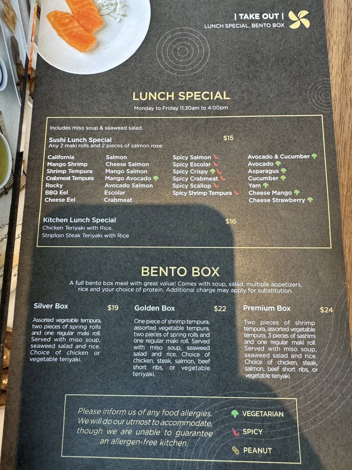 Menu at Wind Japanese & Thai restaurant, Niagara Falls